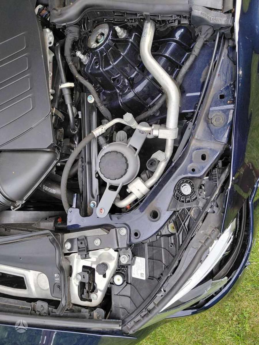 Blue Mercedes-Benz C 180 2022 in Vilkaviskis, with an engine capacity of 1.50 L and mileage of 126 thousand km for 22300 €, photo 19 on AUTOMOTO.COM.LV