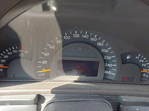 Blue Mercedes-Benz C 180 2003 in Vilnius, with an engine capacity of 1.80 L and mileage of 287 thousand km for 999 €, photo 5 on AUTOMOTO.COM.LV