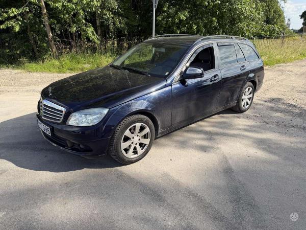 Blue Mercedes-Benz C 180 2008 in Plunge, with an engine capacity of 1.80 L and mileage of 215 thousand km for 4150 €, photo 2 on AUTOMOTO.COM.LV