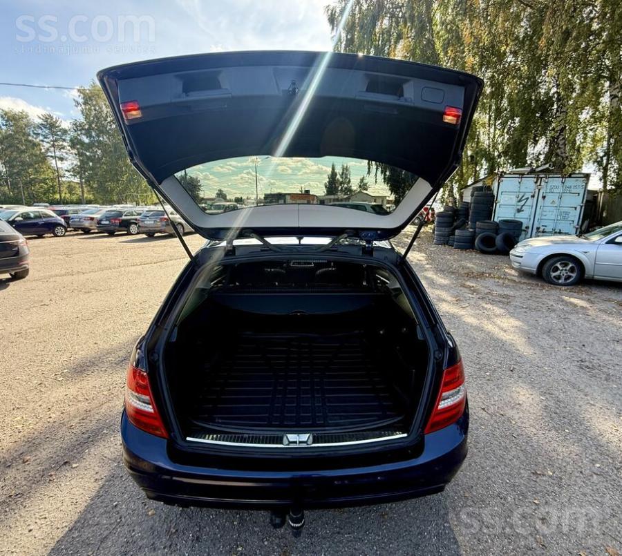 Blue Mercedes-Benz C 180 2012 in Riga, with an engine capacity of 2.20 L and mileage of 0 thousand km for 5650 €, photo 12 on AUTOMOTO.COM.LV