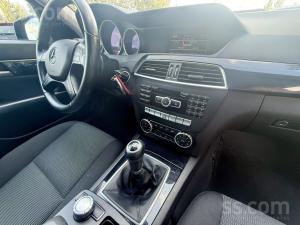 Blue Mercedes-Benz C 180 2012 in Riga, with an engine capacity of 2.20 L and mileage of 0 thousand km for 5650 €, photo 17 on AUTOMOTO.COM.LV