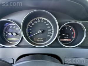 Blue Mercedes-Benz C 180 2012 in Riga, with an engine capacity of 2.20 L and mileage of 0 thousand km for 5650 €, photo 25 on AUTOMOTO.COM.LV