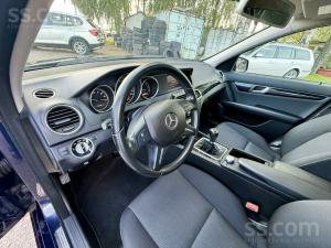 Blue Mercedes-Benz C 180 2012 in Riga, with an engine capacity of 2.20 L and mileage of 0 thousand km for 5650 €, photo 29 on AUTOMOTO.COM.LV