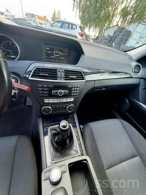 Blue Mercedes-Benz C 180 2012 in Riga, with an engine capacity of 2.20 L and mileage of 0 thousand km for 5650 €, photo 30 on AUTOMOTO.COM.LV
