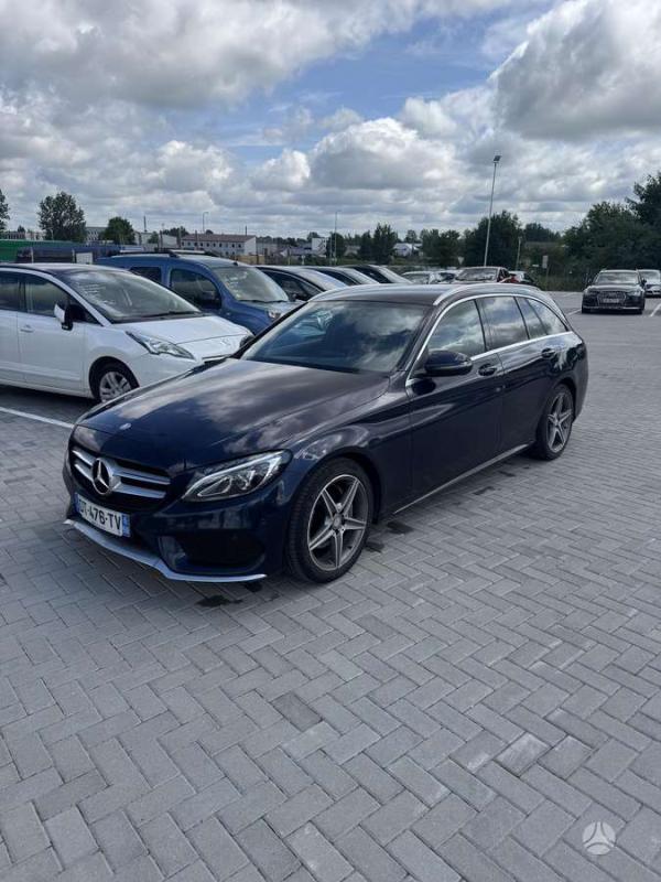 Blue Mercedes-Benz C 180 2015 in Taurage, with an engine capacity of 1.60 L and mileage of 311 thousand km for 8200 €, photo 1 on AUTOMOTO.COM.LV