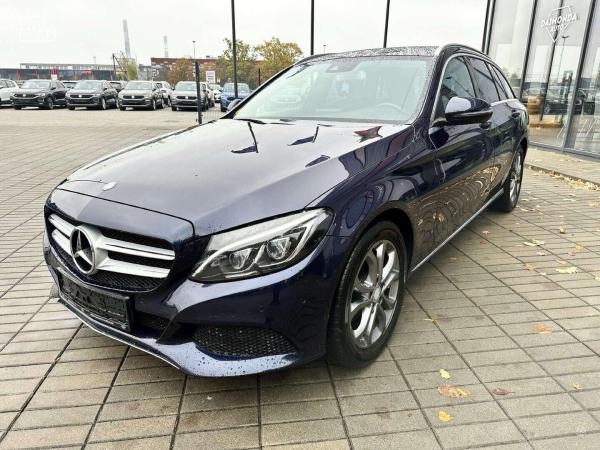 Blue Mercedes-Benz C 180 2016 in Kaunas, with an engine capacity of 1.60 L and mileage of 216 thousand km for 9700 €, photo 1 on AUTOMOTO.COM.LV