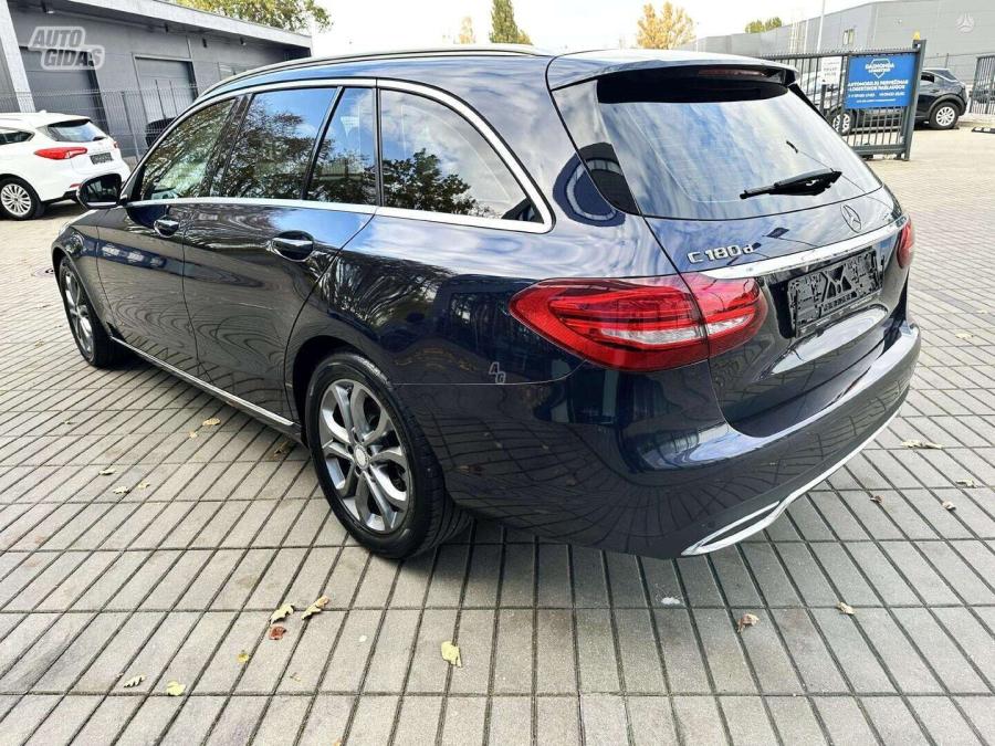 Zils Mercedes-Benz C 180 2016 Kauņa, ar dzinēja tilpumu 1.60 L un nobraukumu 216 tūkst. km par 9700 €, foto 3 vietnē AUTOMOTO.COM.LV