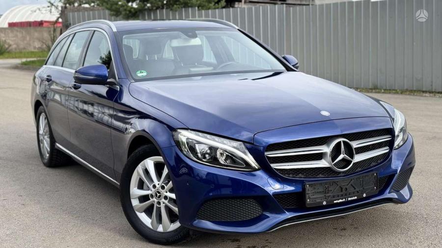 Blue Mercedes-Benz C 180 2016 in Telschi, with an engine capacity of 1.60 L and mileage of 175 thousand km for 11700 €, photo 1 on AUTOMOTO.COM.LV