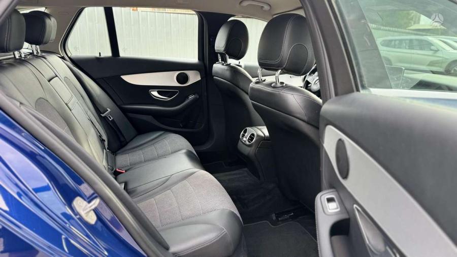 Blue Mercedes-Benz C 180 2016 in Telschi, with an engine capacity of 1.60 L and mileage of 175 thousand km for 11700 €, photo 20 on AUTOMOTO.COM.LV
