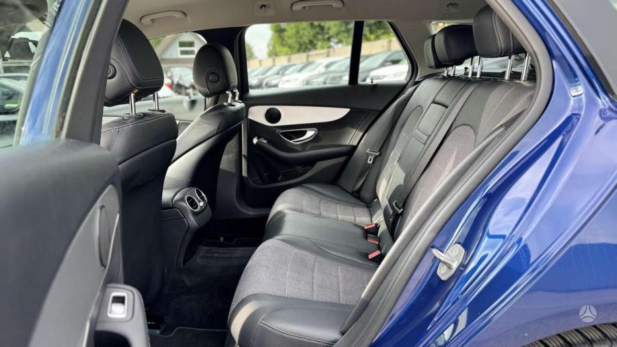 Blue Mercedes-Benz C 180 2016 in Telschi, with an engine capacity of 1.60 L and mileage of 175 thousand km for 11700 €, photo 21 on AUTOMOTO.COM.LV