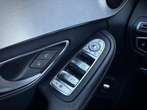 Zils Mercedes-Benz C 180 2018 Rīga, ar dzinēja tilpumu 1.50 L un nobraukumu 182 tūkst. km par 19400 €, foto 17 vietnē AUTOMOTO.COM.LV
