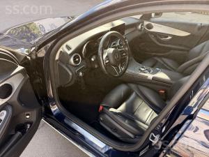 Blue Mercedes-Benz C 180 2019 in Riga, with an engine capacity of 1.60 L and mileage of 132 thousand km for 18500 €, photo 10 on AUTOMOTO.COM.LV