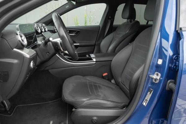 Zils Mercedes-Benz C 180 2024 Viļņa, ar dzinēja tilpumu 1.50 L un nobraukumu 46 tūkst. km par 38000 €, foto 8 vietnē AUTOMOTO.COM.LV