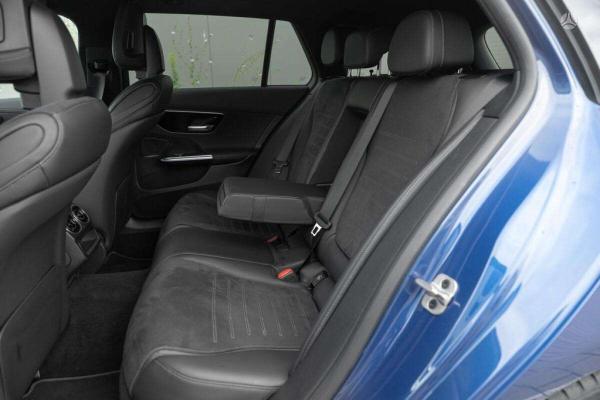 Zils Mercedes-Benz C 180 2024 Viļņa, ar dzinēja tilpumu 1.50 L un nobraukumu 46 tūkst. km par 38000 €, foto 9 vietnē AUTOMOTO.COM.LV