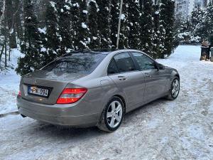 Brown Mercedes-Benz C 180 2008 in Vilnius, with an engine capacity of 1.80 L and mileage of 299 thousand km for 3200 €, photo  on AUTOMOTO.COM.LV