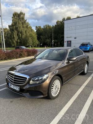 Mercedes-Benz C 180 2014 Rīga vietnē Brūns Mercedes-Benz C 180 2014 Rīga, ar dzinēja tilpumu 1.60 L un nobraukumu 115 tūkst. km par 14500 €, foto 1 vietnē AUTOMOTO.COM.LV