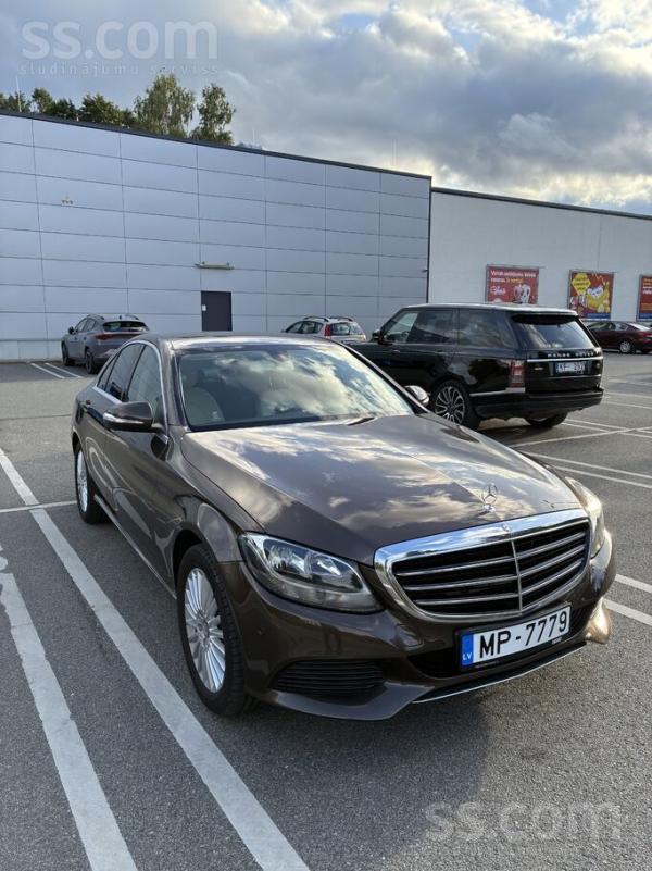 Brūns Mercedes-Benz C 180 2014 Rīga, ar dzinēja tilpumu 1.60 L un nobraukumu 115 tūkst. km par 14500 €, foto 3 vietnē AUTOMOTO.COM.LV
