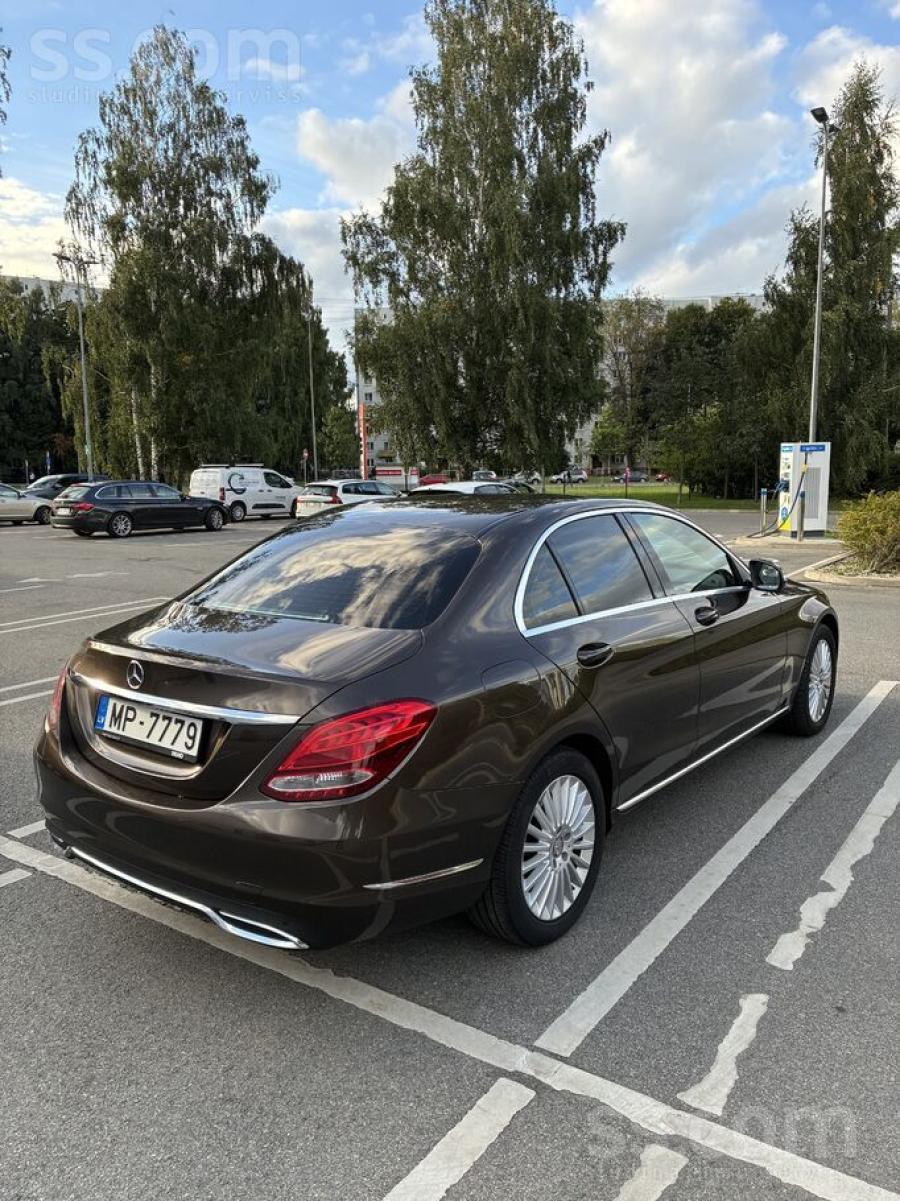Brūns Mercedes-Benz C 180 2014 Rīga, ar dzinēja tilpumu 1.60 L un nobraukumu 115 tūkst. km par 14500 €, foto 4 vietnē AUTOMOTO.COM.LV