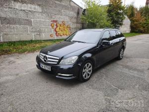 Brūns Mercedes-Benz C 180 2012 Ogre, ar dzinēja tilpumu 2.10 L un nobraukumu 397 tūkst. km par 4288 €, foto  vietnē AUTOMOTO.COM.LV