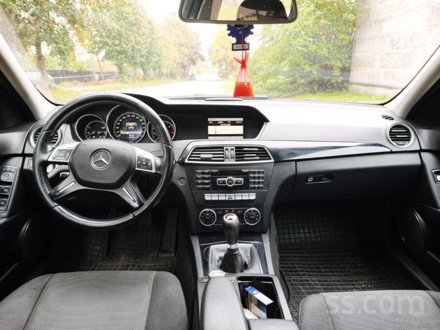 Brūns Mercedes-Benz C 180 2012 Ogre, ar dzinēja tilpumu 2.10 L un nobraukumu 397 tūkst. km par 4288 €, foto 10 vietnē AUTOMOTO.COM.LV