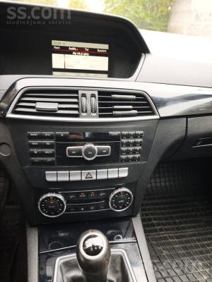 Brūns Mercedes-Benz C 180 2012 Ogre, ar dzinēja tilpumu 2.10 L un nobraukumu 397 tūkst. km par 4288 €, foto 11 vietnē AUTOMOTO.COM.LV