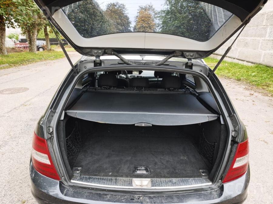 Brūns Mercedes-Benz C 180 2012 Ogre, ar dzinēja tilpumu 2.10 L un nobraukumu 397 tūkst. km par 4288 €, foto 12 vietnē AUTOMOTO.COM.LV