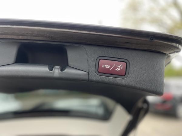 Brūns Mercedes-Benz C 180 2016 Rīga, ar dzinēja tilpumu 1.60 L un nobraukumu 238 tūkst. km par 10390 €, foto 2 vietnē AUTOMOTO.COM.LV