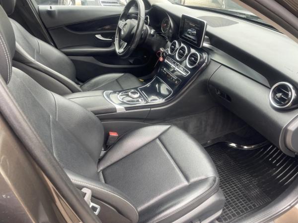 Brūns Mercedes-Benz C 180 2016 Rīga, ar dzinēja tilpumu 1.60 L un nobraukumu 238 tūkst. km par 10390 €, foto 7 vietnē AUTOMOTO.COM.LV