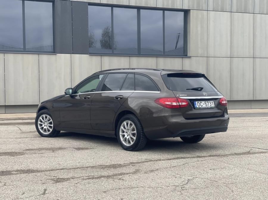 Brown Mercedes-Benz C 180 2016 in Riga, with an engine capacity of 1.60 L and mileage of 238 thousand km for 10390 €, photo 15 on AUTOMOTO.COM.LV