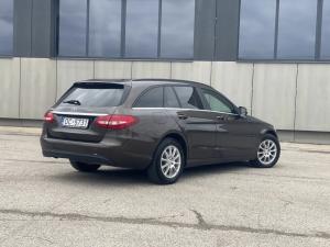 Brown Mercedes-Benz C 180 2016 in Riga, with an engine capacity of 1.60 L and mileage of 238 thousand km for 10390 €, photo 17 on AUTOMOTO.COM.LV