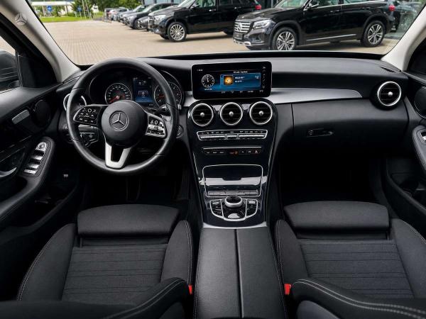 Brūns Mercedes-Benz C 180 2020 Klaipėda, ar dzinēja tilpumu 1.60 L un nobraukumu 197 tūkst. km par 12800 €, foto 9 vietnē AUTOMOTO.COM.LV