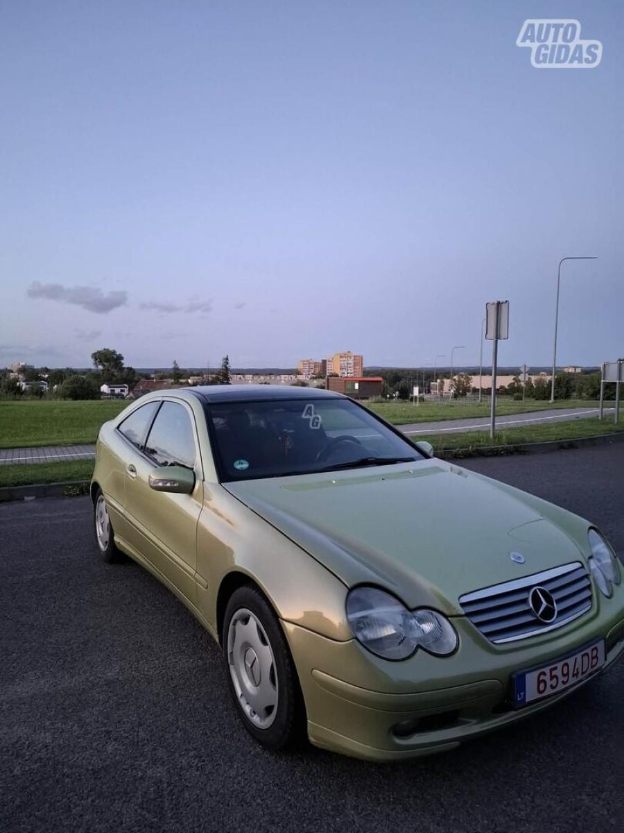 Mercedes-Benz C 180 2001 in Alytus, with an engine capacity of 2.00 L and mileage of 212 thousand km for 1750 €, photo 3 on AUTOMOTO.COM.LV