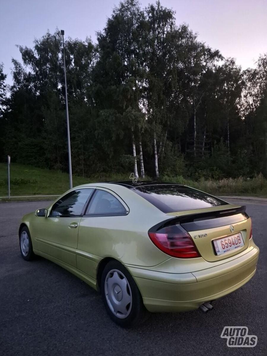 Mercedes-Benz C 180 2001 in Alytus, with an engine capacity of 2.00 L and mileage of 212 thousand km for 1750 €, photo 7 on AUTOMOTO.COM.LV