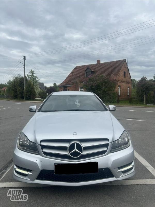Mercedes-Benz C 180 2011 Kauņa, ar dzinēja tilpumu 1.80 L un nobraukumu 131 tūkst. km par 6500 €, foto 1 vietnē AUTOMOTO.COM.LV