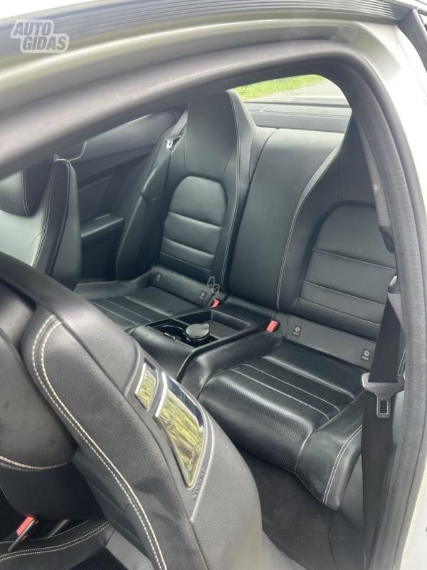 Mercedes-Benz C 180 2011 Kauņa, ar dzinēja tilpumu 1.80 L un nobraukumu 131 tūkst. km par 6500 €, foto 6 vietnē AUTOMOTO.COM.LV
