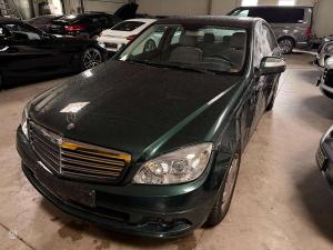 Green Mercedes-Benz C 180 2007 in Jurbarkas, with an engine capacity of 1.80 L and mileage of 180 thousand km for 3399 €, photo  on AUTOMOTO.COM.LV