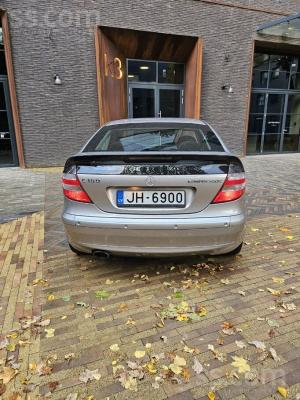 Grey Mercedes-Benz C 180 2005 in Riga, with an engine capacity of 1.80 L and mileage of 169 thousand km for 2350 €, photo 5 on AUTOMOTO.COM.LV