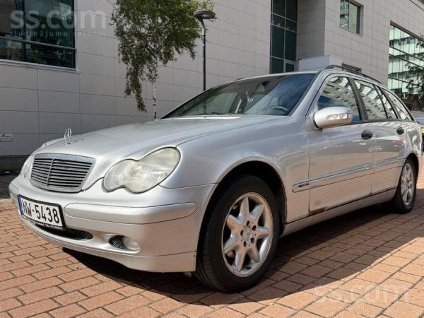 Pelēks Mercedes-Benz C 180 2002 Rīga, ar dzinēja tilpumu 2.00 L un nobraukumu 0 tūkst. km par 1500 €, foto 3 vietnē AUTOMOTO.COM.LV