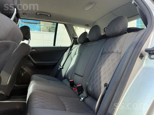 Pelēks Mercedes-Benz C 180 2002 Rīga, ar dzinēja tilpumu 2.00 L un nobraukumu 0 tūkst. km par 1500 €, foto 9 vietnē AUTOMOTO.COM.LV