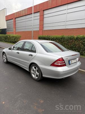 Pelēks Mercedes-Benz C 180 2007 Rīga, ar dzinēja tilpumu 1.80 L un nobraukumu 222 tūkst. km par 2600 €, foto 6 vietnē AUTOMOTO.COM.LV