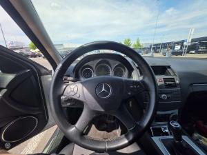 Grey Mercedes-Benz C 180 2010 in Vilnius, with an engine capacity of 2.14 L and mileage of 213 thousand km for 5600 €, photo 13 on AUTOMOTO.COM.LV