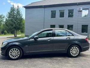 Pelēks Mercedes-Benz C 180 2010 Utena, ar dzinēja tilpumu 1.80 L un nobraukumu 161 tūkst. km par 5650 €, foto 21 vietnē AUTOMOTO.COM.LV