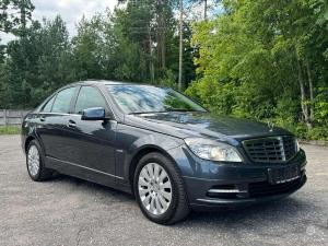 Pelēks Mercedes-Benz C 180 2010 Utena, ar dzinēja tilpumu 1.80 L un nobraukumu 161 tūkst. km par 5650 €, foto 27 vietnē AUTOMOTO.COM.LV