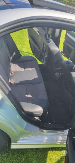 Pelēks Mercedes-Benz C 180 2010 Viļņa, ar dzinēja tilpumu 1.80 L un nobraukumu 330 tūkst. km par 5300 €, foto 15 vietnē AUTOMOTO.COM.LV