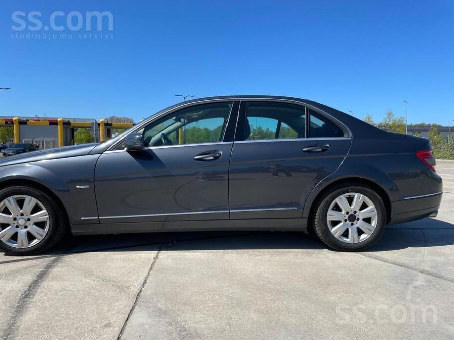 Grey Mercedes-Benz C 180 2011 in Liepaja, with an engine capacity of 2.00 L and mileage of 323 thousand km for 6000 €, photo 1 on AUTOMOTO.COM.LV