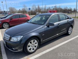 Pelēks Mercedes-Benz C 180 2011 Liepāja, ar dzinēja tilpumu 2.20 L un nobraukumu 326 tūkst. km par 5200 €, foto 4 vietnē AUTOMOTO.COM.LV