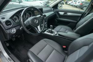 Pelēks Mercedes-Benz C 180 2011 Rīga, ar dzinēja tilpumu 1.80 L un nobraukumu 194 tūkst. km par 7700 €, foto 9 vietnē AUTOMOTO.COM.LV