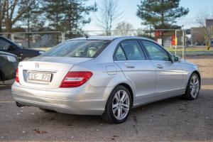 Pelēks Mercedes-Benz C 180 2011 Rīga, ar dzinēja tilpumu 1.80 L un nobraukumu 194 tūkst. km par 7700 €, foto 12 vietnē AUTOMOTO.COM.LV