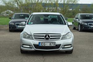 Pelēks Mercedes-Benz C 180 2011 Rīga, ar dzinēja tilpumu 1.80 L un nobraukumu 194 tūkst. km par 7700 €, foto 14 vietnē AUTOMOTO.COM.LV