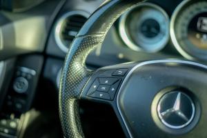 Pelēks Mercedes-Benz C 180 2011 Rīga, ar dzinēja tilpumu 1.80 L un nobraukumu 194 tūkst. km par 7700 €, foto 51 vietnē AUTOMOTO.COM.LV